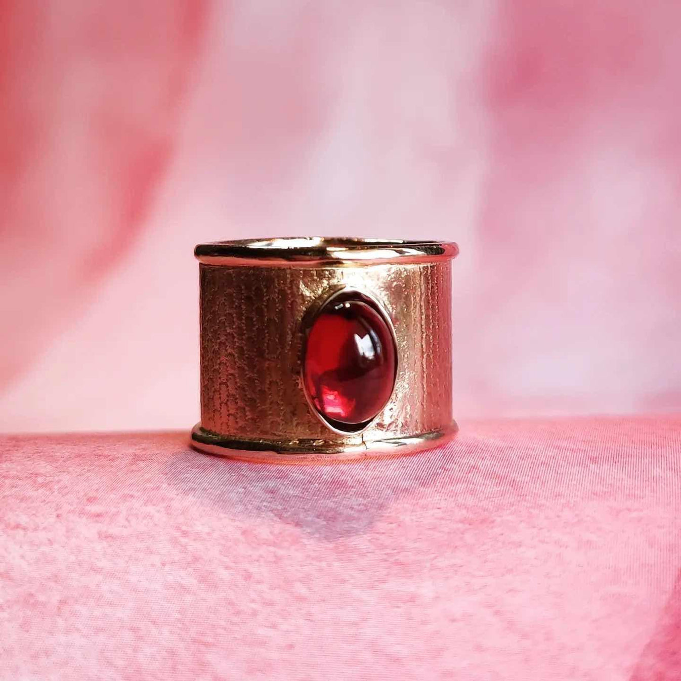 Anillo Lúa – Sophie's in Jupiter